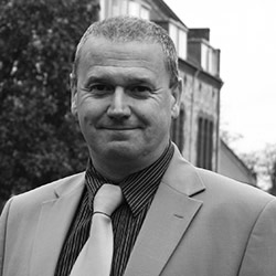 Neil Marriott's Instagram, Twitter & Facebook on IDCrawl