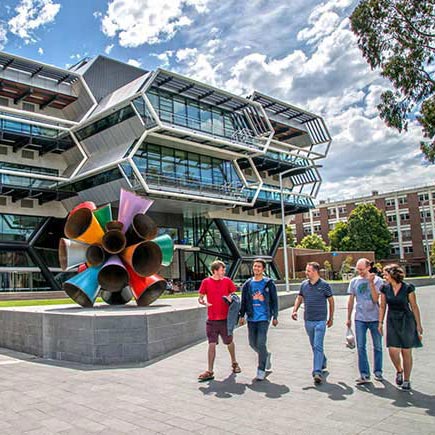 Your Essential Guide (domestic students) - Monash Science